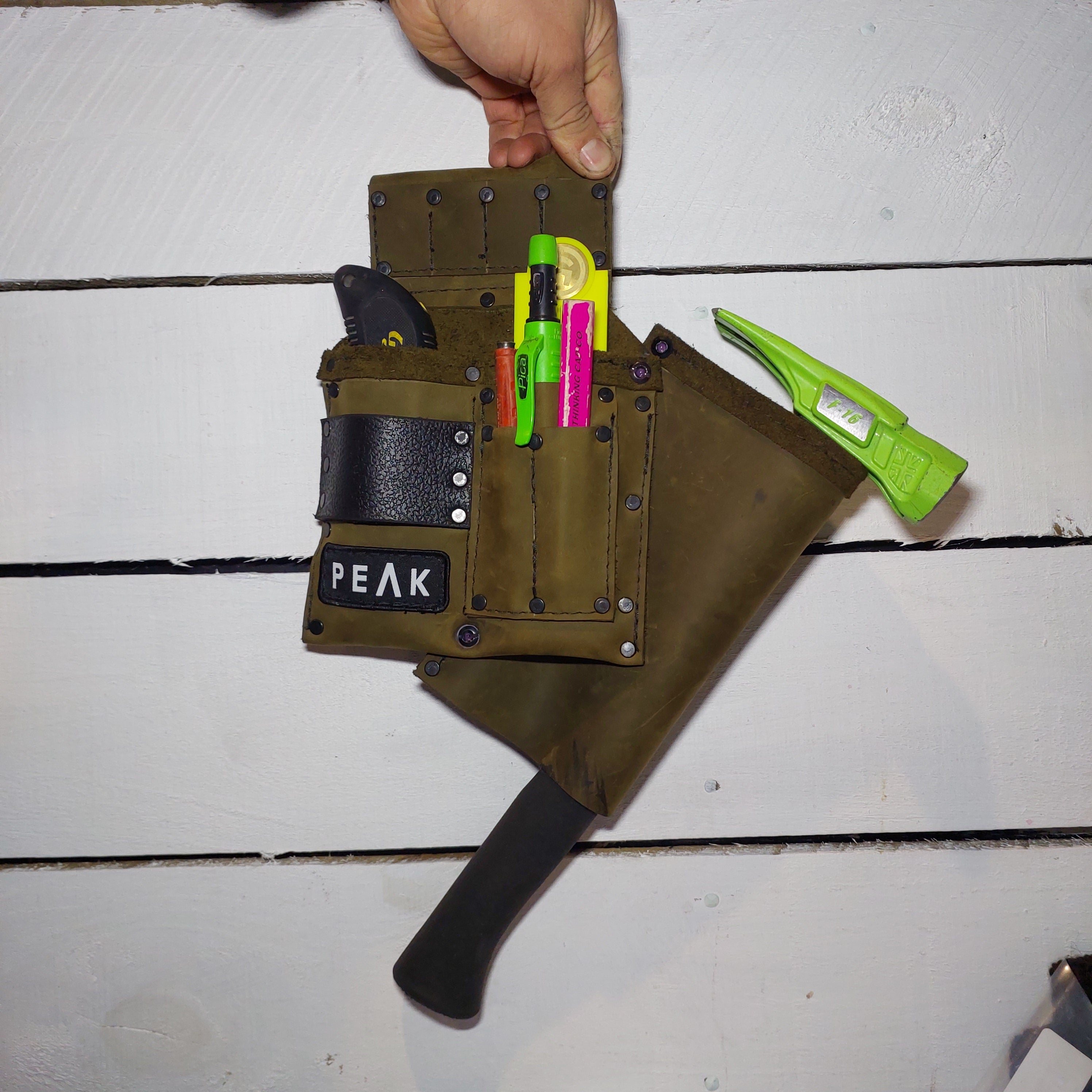 Pouches – Peak Leather Works Ltd